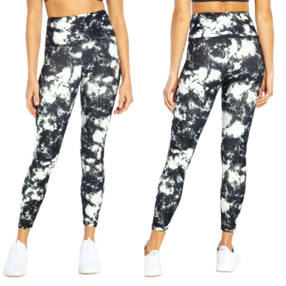 New Balance Collection Black Cosmic Tie Dye Leggings - Gem